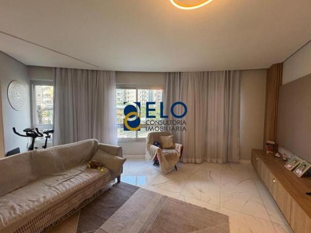 Apartamento à venda em Santos/SP, Pompéia, 3 quartos, 1 suíte, 2 salas, 3 banheiros, 1 vaga de garag