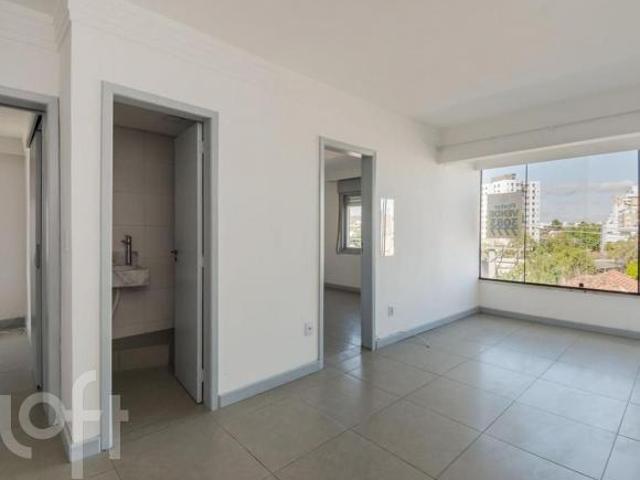 Apartamento à venda em Sarandi com 133 m², 3 quartos, 3 suítes, 1 vaga