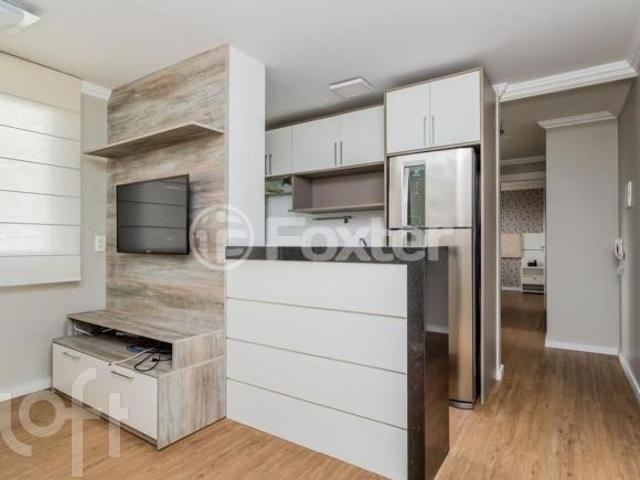 Apartamento à venda em Sarandi com 42 m², 2 quartos, 1 vaga