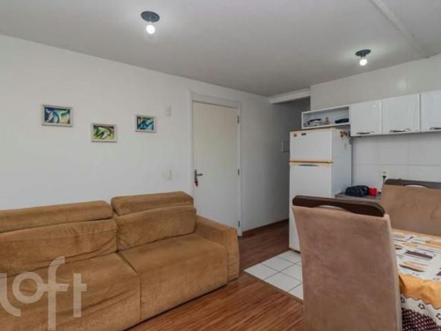 Apartamento à venda em Sarandi com 42 m², 2 quartos, 1 vaga