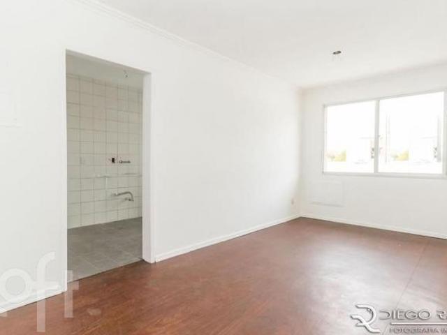 Apartamento à venda em Sarandi com 59 m², 2 quartos, 1 vaga
