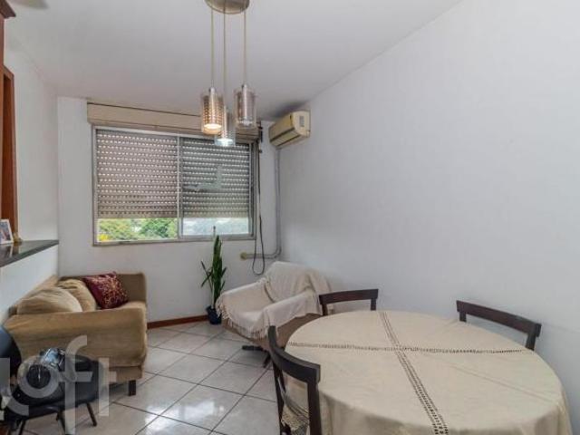 Apartamento à venda em Sarandi com 69 m², 3 quartos, 1 vaga