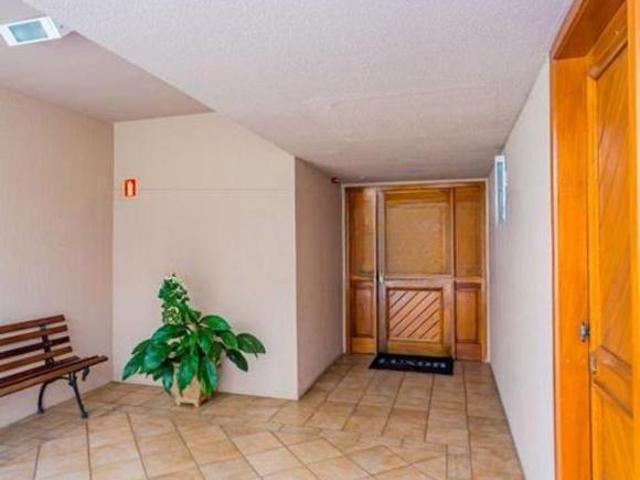 Apartamento à venda em Sarandi com 60 m², 2 quartos, 1 vaga