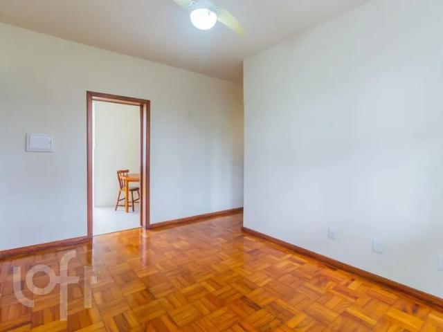 Apartamento à venda em Sarandi com 76 m², 3 quartos, 1 vaga