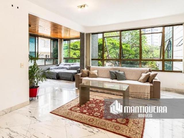 Apartamento à venda em Savassi