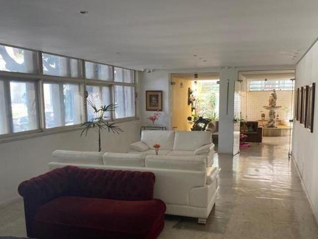 Apartamento à venda em Savassi