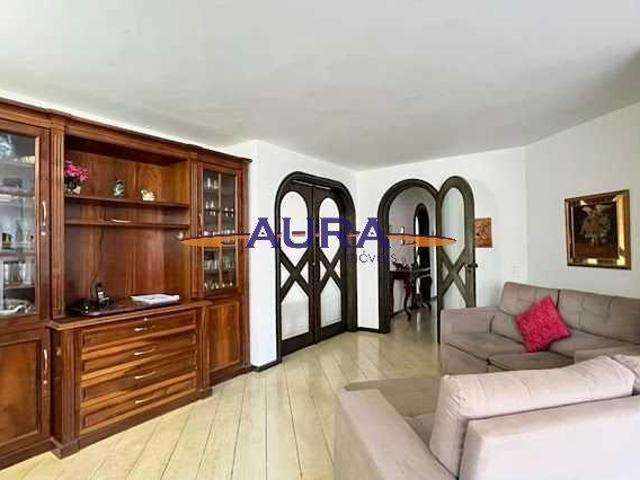 Apartamento à venda em Savassi