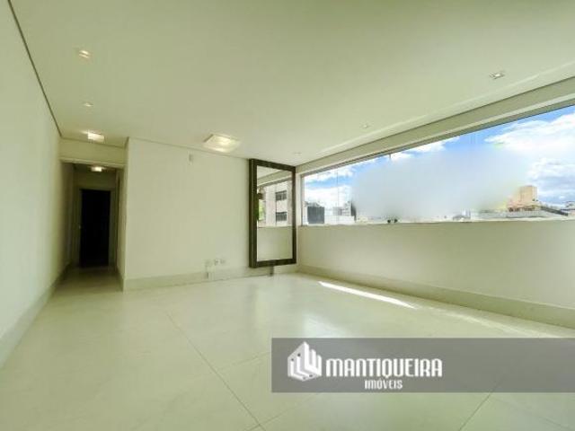 Apartamento à venda em Savassi