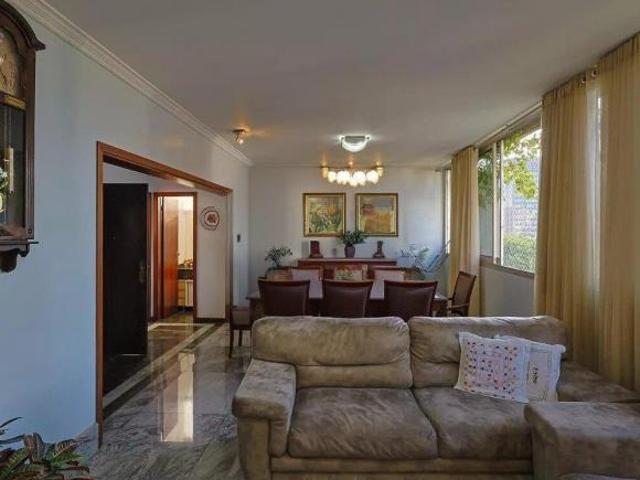 Apartamento à venda em Savassi