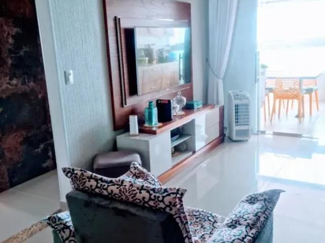 Apartamento a Venda em Solemar Praia Grande 117 metros
