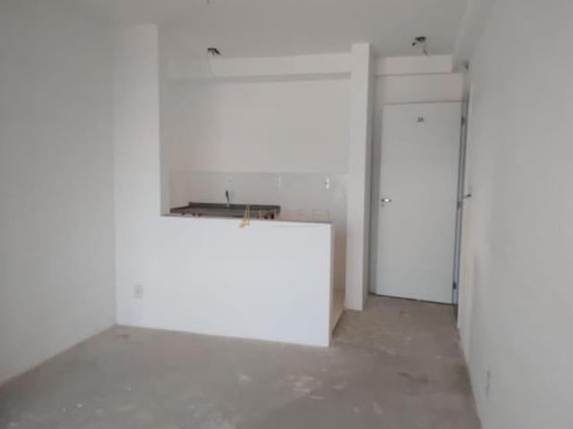 Apartamento à venda em Sorocaba, Chácaras Reunidas São Jorge, com 2 quartos, com 55 m2, Condomínio M