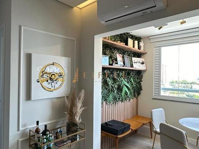 Apartamento à venda em Sorocaba, Edifício Scenário Campolim, com 2 quartos, com 54 m²