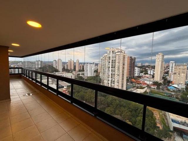Apartamento à venda em Sorocaba, Jardim Panorama, com 3 suítes, com 240 m², Edifício Montserrat