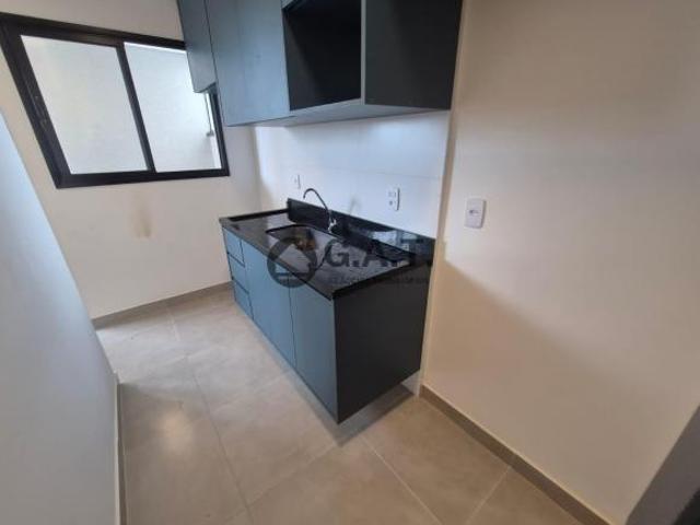 Apartamento à venda em Sorocaba SP no Jardim Wanel Ville V: 2 quartos, 1 sala, 1 banheiro, 1 vaga, 6