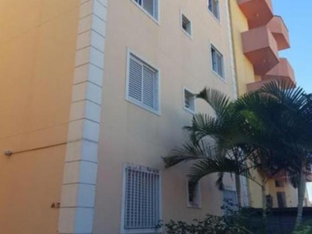 Apartamento à venda em Sorocaba SP no Jardim Europa! 2 quartos, 2 salas, 1 banheiro, 1 vaga de garag