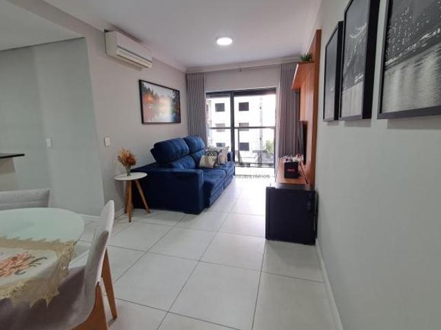 Apartamento à venda em Sorocaba SP, Parque Campolim, 2 quartos, 1 suíte, 2 salas, 2 banheiros, 2 vag