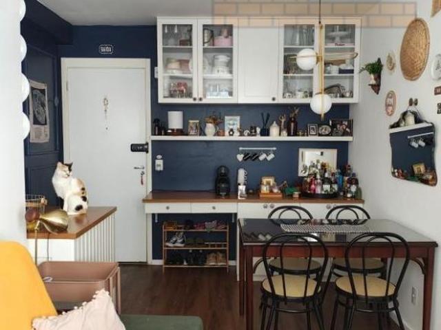 Apartamento à venda em Taboão da Serra SP, Jardim Monte Alegre: 2 quartos, 2 salas, 1 banheiro, 1 va