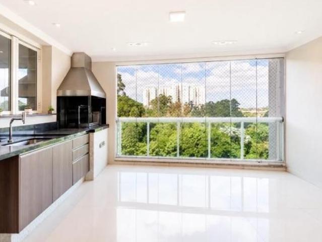 Apartamento à venda em Tamboré