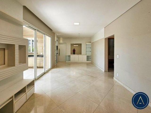 Apartamento à venda em Tamboré
