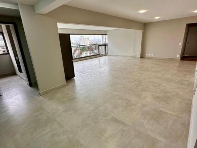 Apartamento à venda em Tatuapé com 144 m², 4 quartos, 2 vagas
