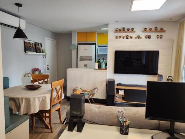 Apartamento à venda em Tatuapé com 73 m², 2 quartos, 1 vaga