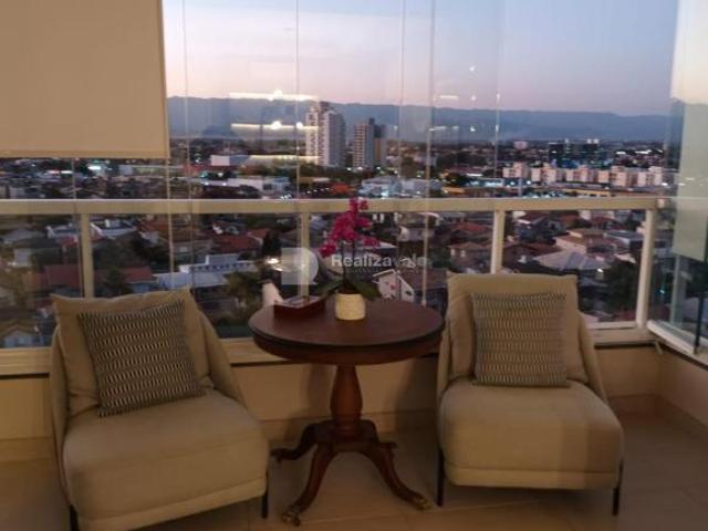 Apartamento à venda em Taubaté, Loteamento Residencial e Comercial Bosque Flamboyant, com 3 quartos