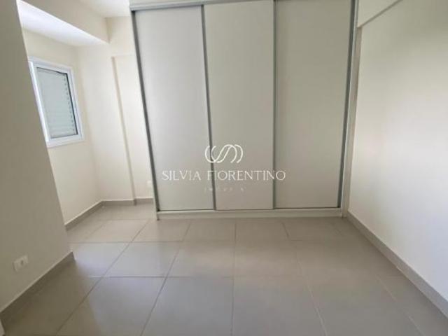 Apartamento à venda em Taubaté SP, no Barranco, 3 quartos, sendo 1 suíte, 2 banheiros, 2 vagas e 92m