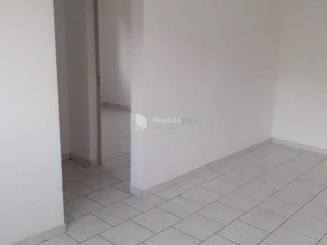 Apartamento à venda em Taubaté, Parque São Cristóvão, com 2 quartos, com 48 m²