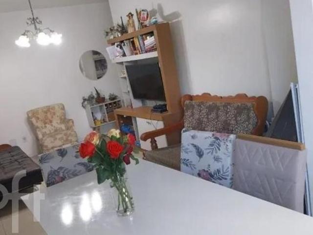 Apartamento à venda em Teresópolis com 60 m², 2 quartos, 1 vaga