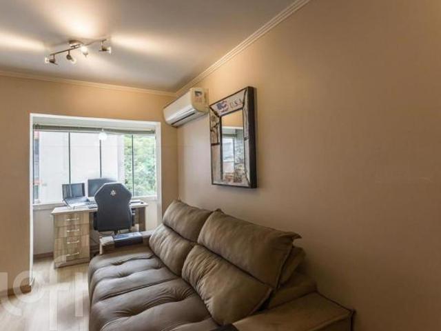 Apartamento à venda em Teresópolis com 61 m², 2 quartos, 1 vaga