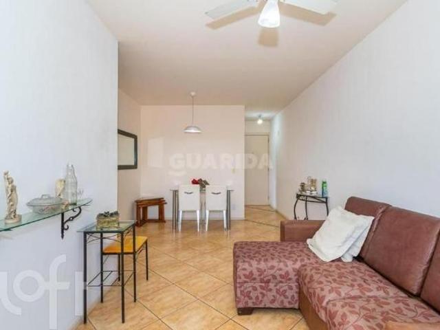 Apartamento à venda em Teresópolis com 67 m², 3 quartos
