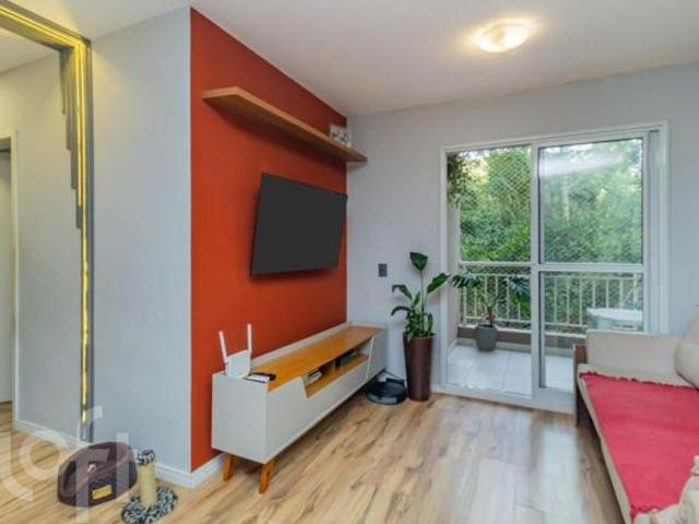 Apartamento à venda em Teresópolis com 72 m², 3 quartos, 1 suíte, 1 vaga
