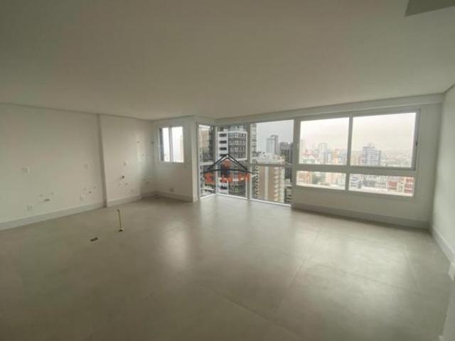 Apartamento à venda em Torres com suíte e 3 dormitórios