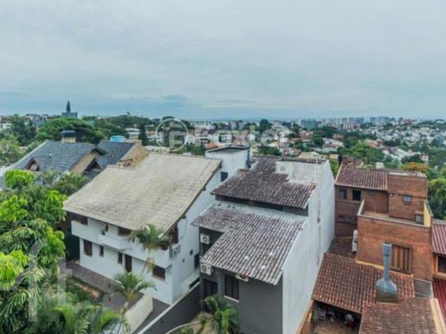 Apartamento à venda em Três Figueiras com 78 m², 3 quartos, 1 suíte, 1 vaga