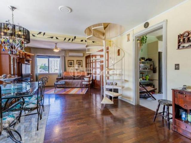 Apartamento à venda em Três Figueiras com 300 m², 3 quartos, 1 suíte, 2 vagas
