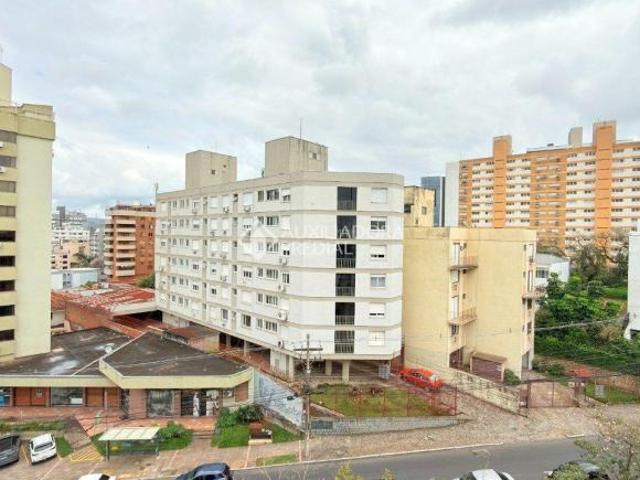 Apartamento à venda em Três Figueiras, Porto Alegre