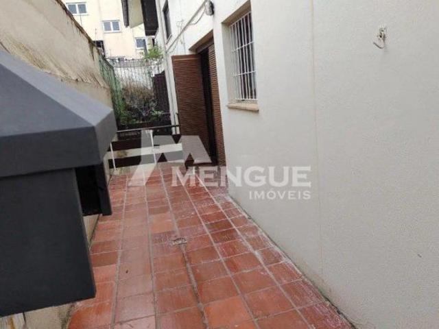 Apartamento à venda em Três Figueiras