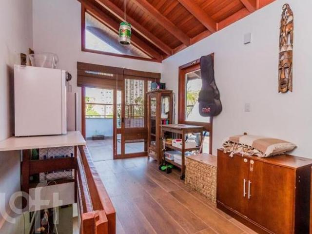 Apartamento à venda em Tristeza com 132 m², 2 quartos, 1 suíte, 2 vagas