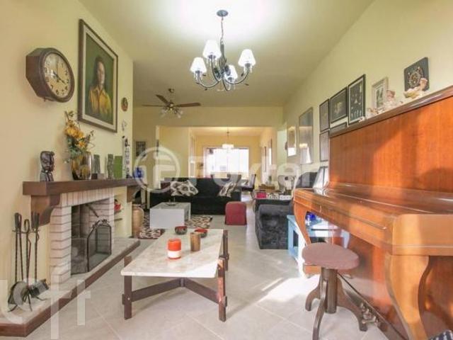 Apartamento à venda em Tristeza com 235 m², 6 quartos, 2 suítes, 4 vagas
