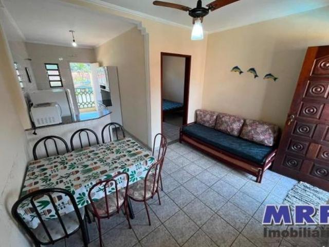Apartamento a venda em Ubatuba com 1 dormitório a 450 metros da Praia de Maranduba