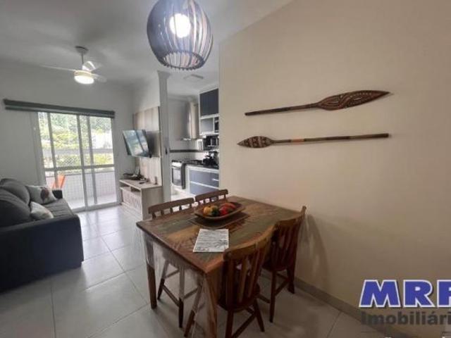 Apartamento a venda em Ubatuba, bairro Toninhas. 300 mts da Praia. Condominio com elevador. Aceita f
