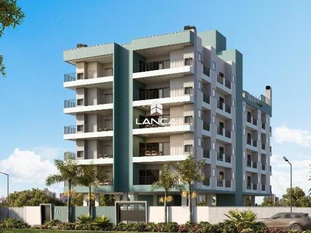 Apartamento à venda em Ubatuba no Centro da cidade, a 600 m da Praia do Itaguá. Com 2 ou 3 suítes, á
