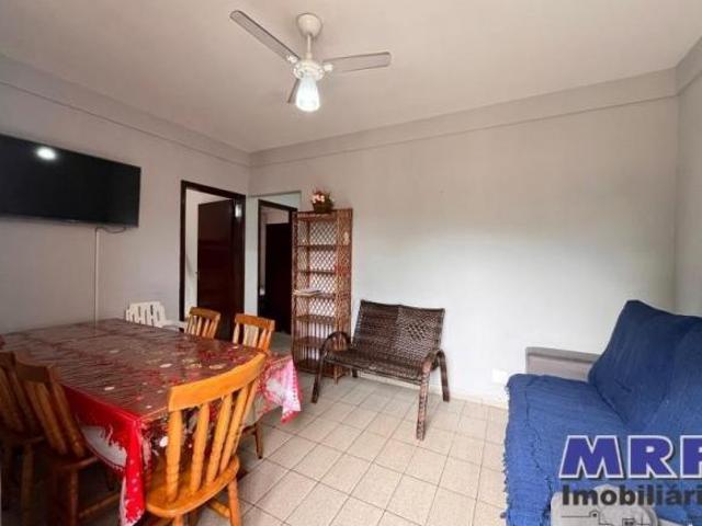 Apartamento à venda em Ubatuba, na Praia do Sapê. A 200 metros da praia