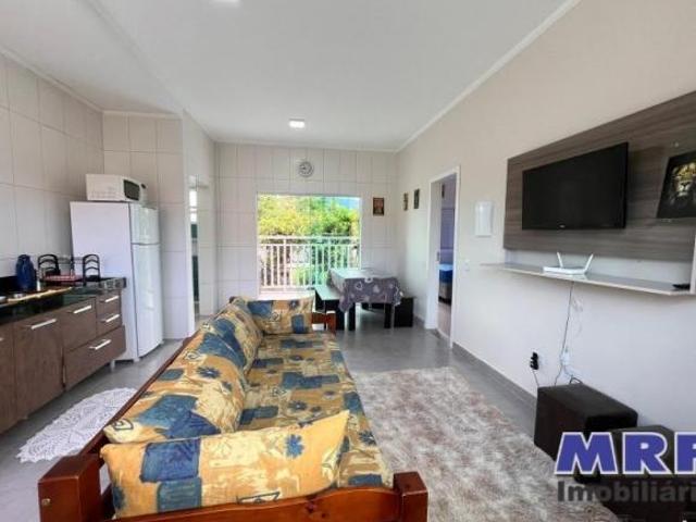 Apartamento à venda em Ubatuba, na Praia da Maranduba. Churrasqueira privativa. Aceita financiamento