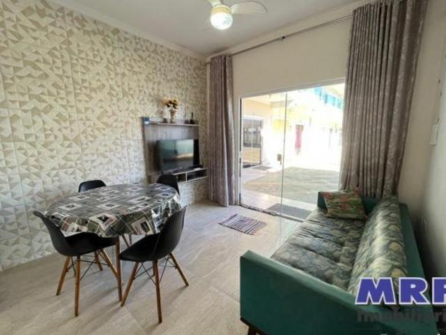 Apartamento á venda em Ubatuba na Praia da Maranduba, com 2 dormitórios