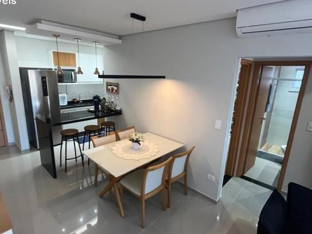 Apartamento à venda em Ubatuba SP, no bairro Centro: 2 quartos, 1 suíte, 1 sala, 2 banheiros, 2 vaga