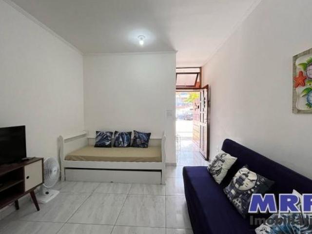 Apartamento à venda em Ubatuba. Praia do Sapê. Condomínio a 200 metros da praia