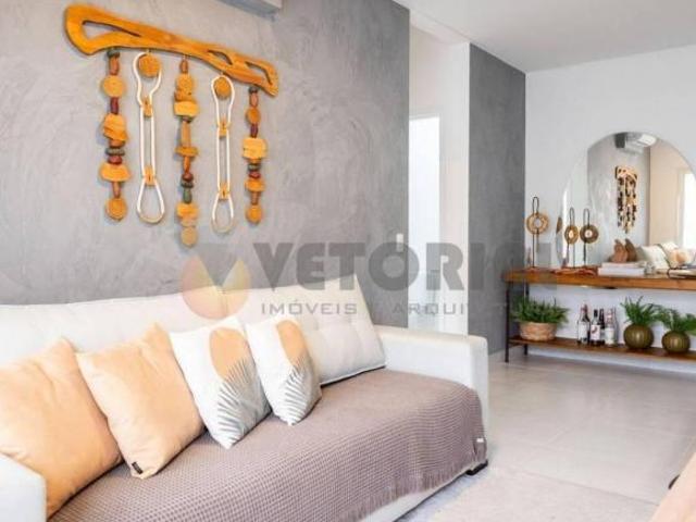 Apartamento à venda em Ubatuba, Toninhas, com 2 quartos, 66m²