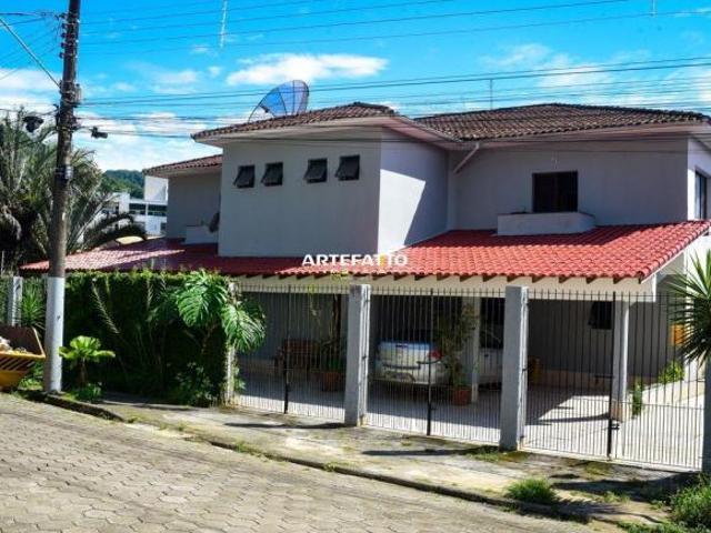 Apartamento à venda em Ubatuba, Toninhas, com 3 quartos, 113m²