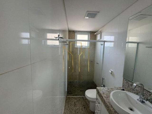 Apartamento à venda em Uberlândia MG, Bairro Santa Mônica: 3 quartos, 1 suíte, 3 salas, 1 banheiro